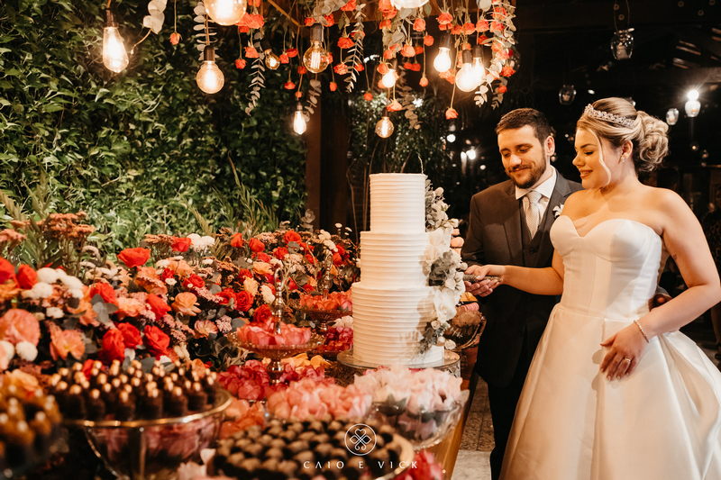 Casamento ao Ar Livre no Vale dos Sonhos | Stephanie & Rodrigo | Noivas ...